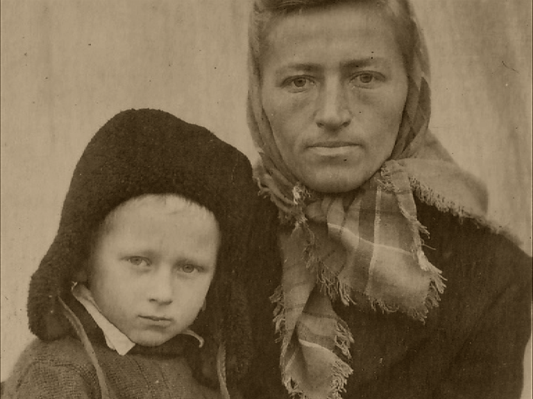 The childhood land of Siberia – The children of Siberia